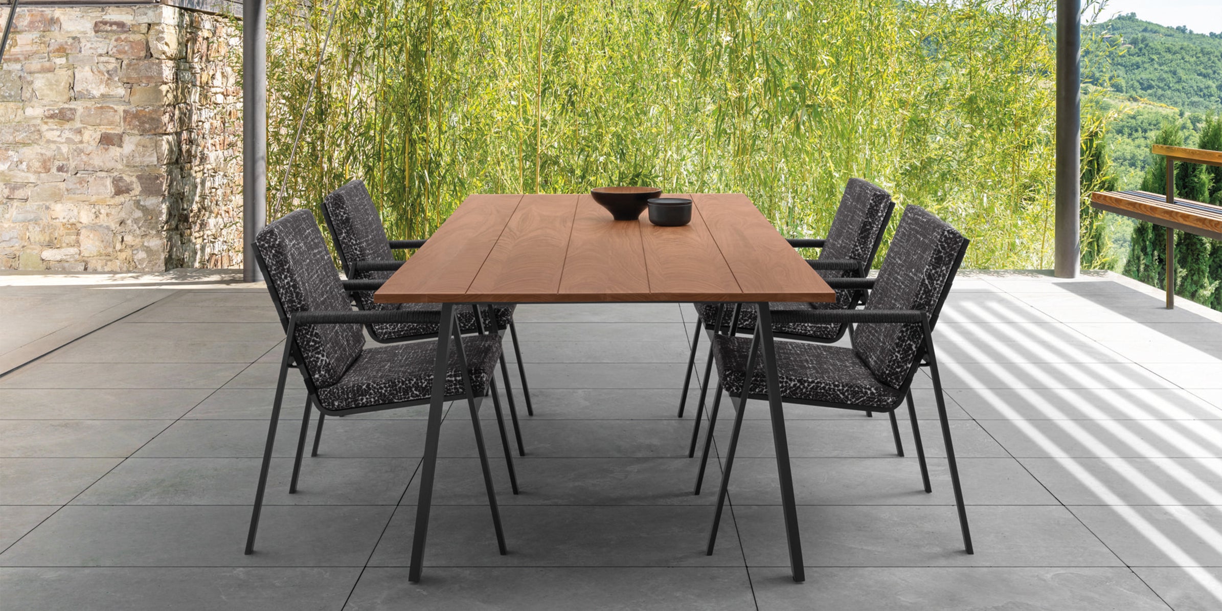 Modern Outdoor Lifestyle - Modern Outdoor Luxury